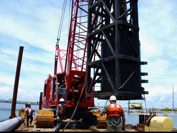 Marine Cargo Loading - Taylor Marine Construction Inc.